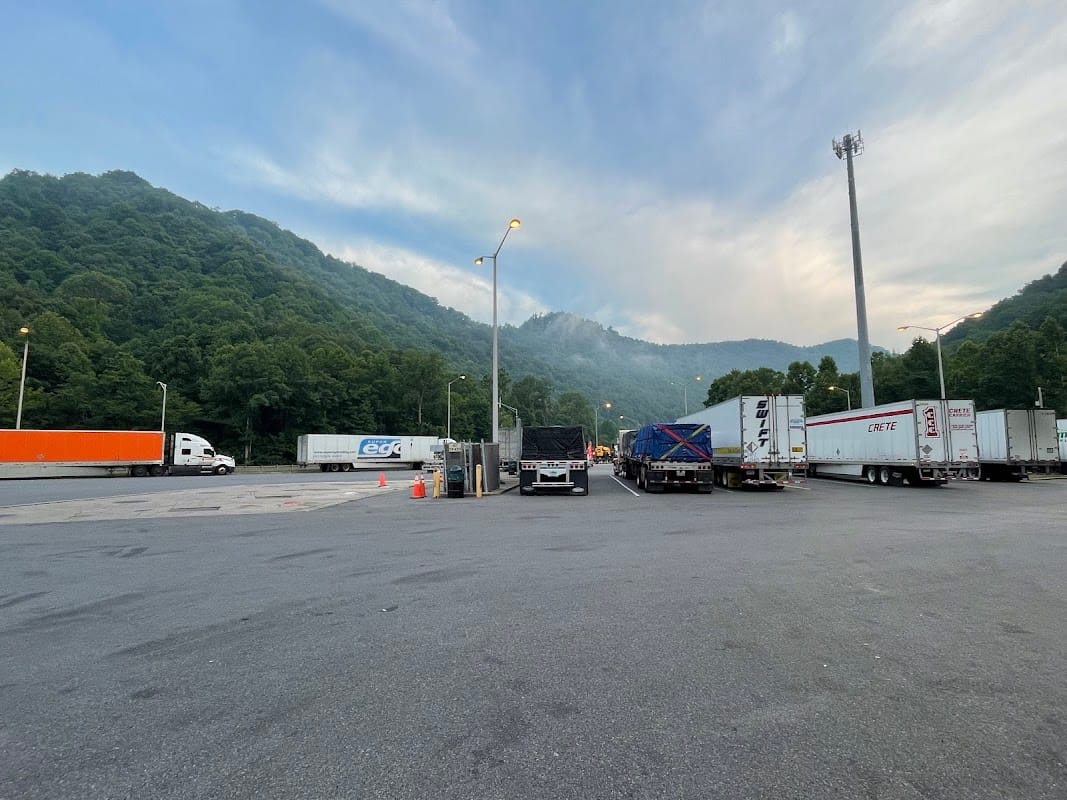 Bluestone Travel Plaza - RV Repository