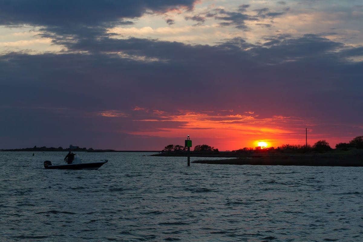 Oregon Inlet Kayak Launch - RV Repository